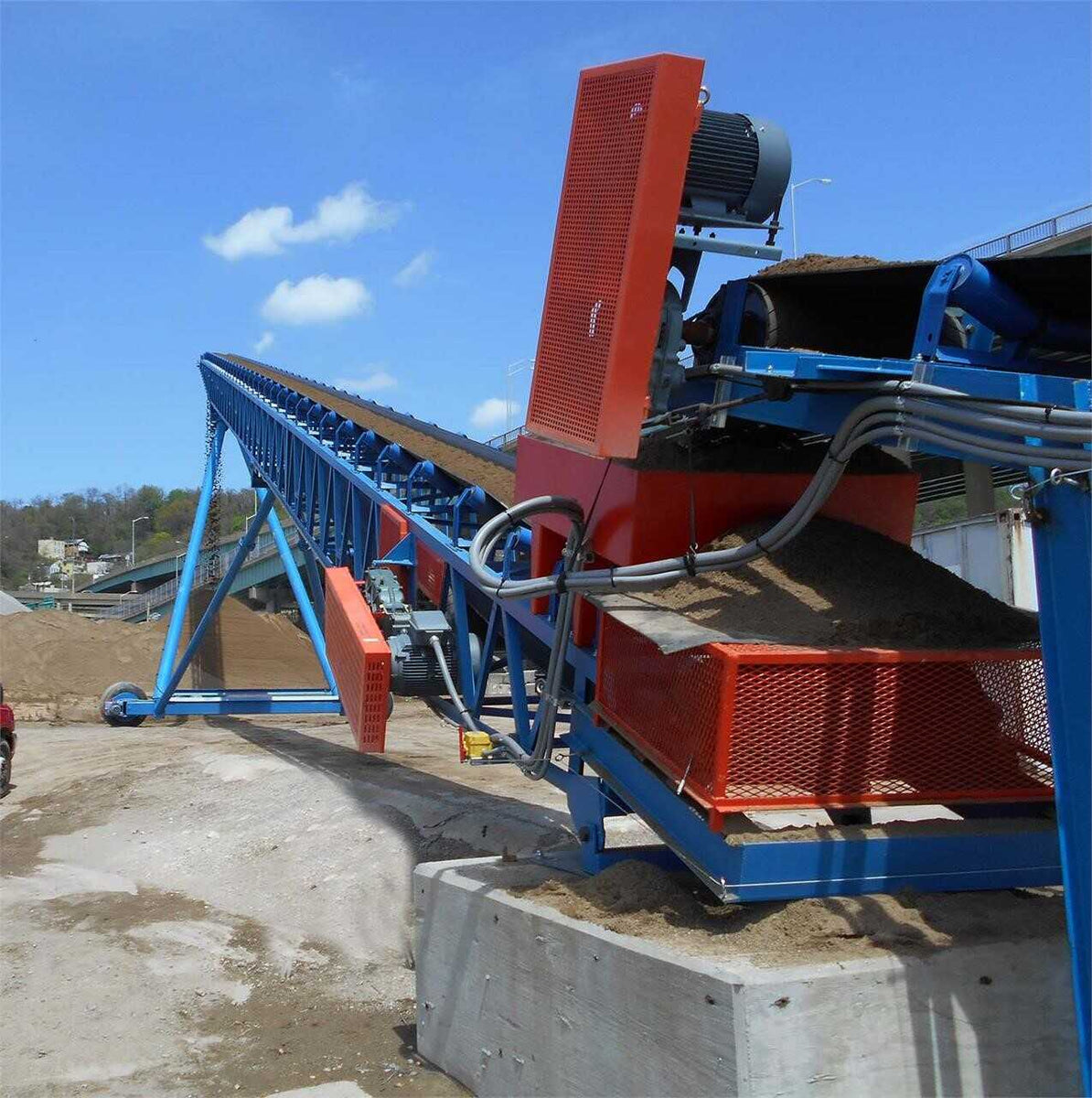How to Choose the Right Conveyor System for Your Material Handling Nee ...